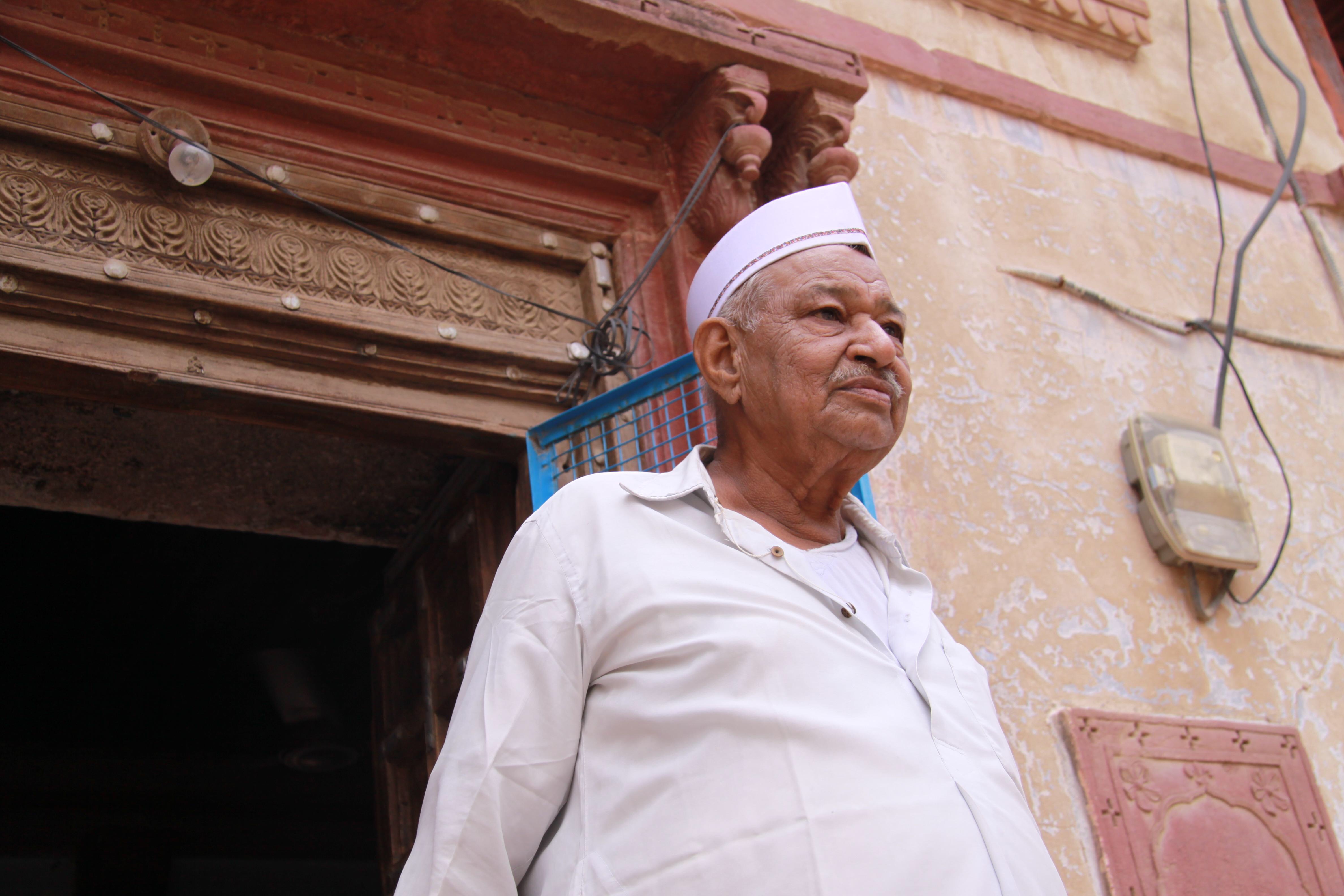 The Bird Man of Kheechan – India Wildlife News